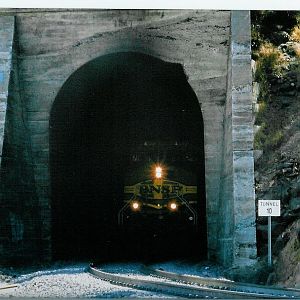 Inside the Original Cascade Tunnel | RailroadForums.com - Railroad ...